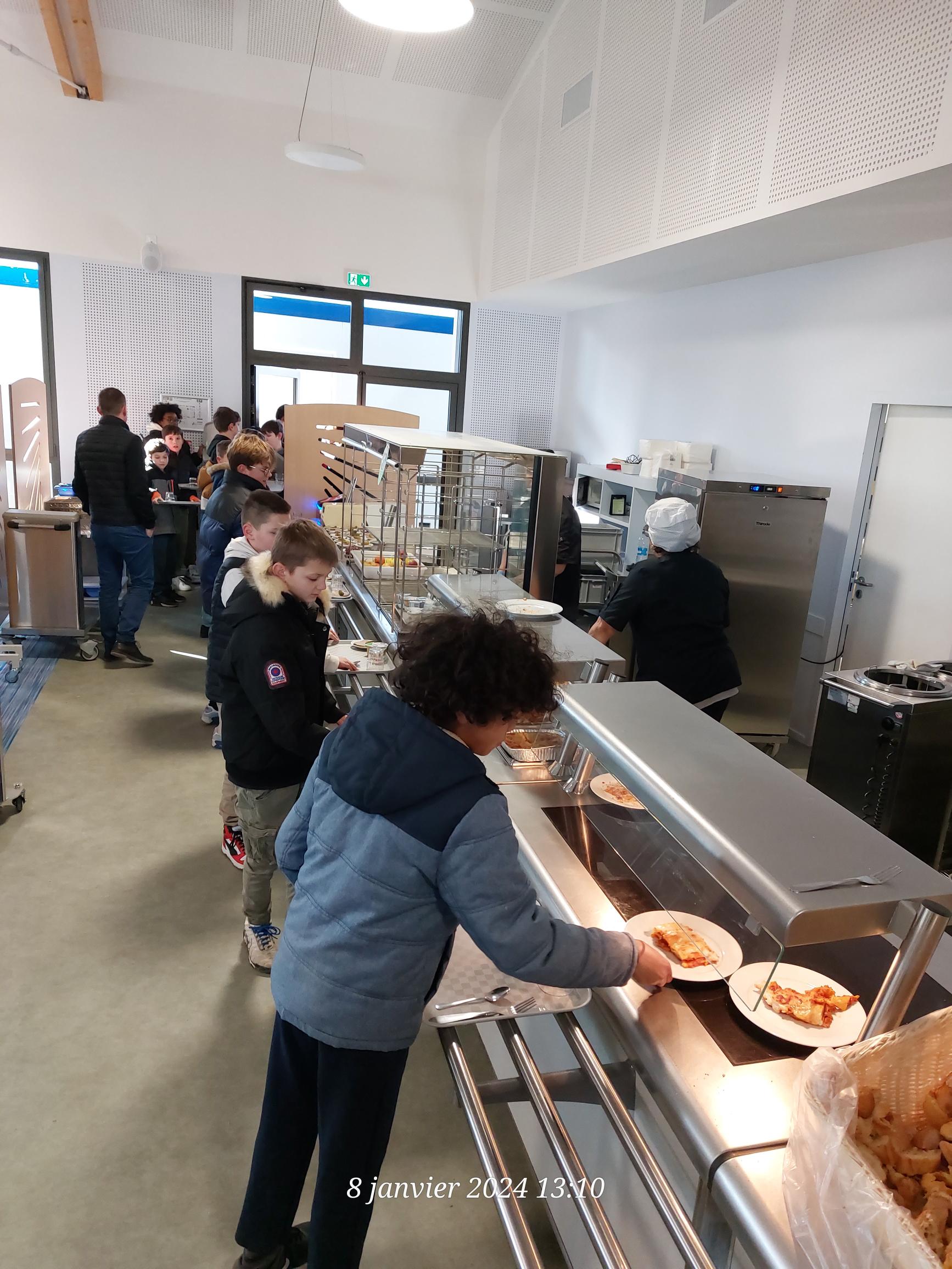 Nouveau Self - Collège François Truffaut