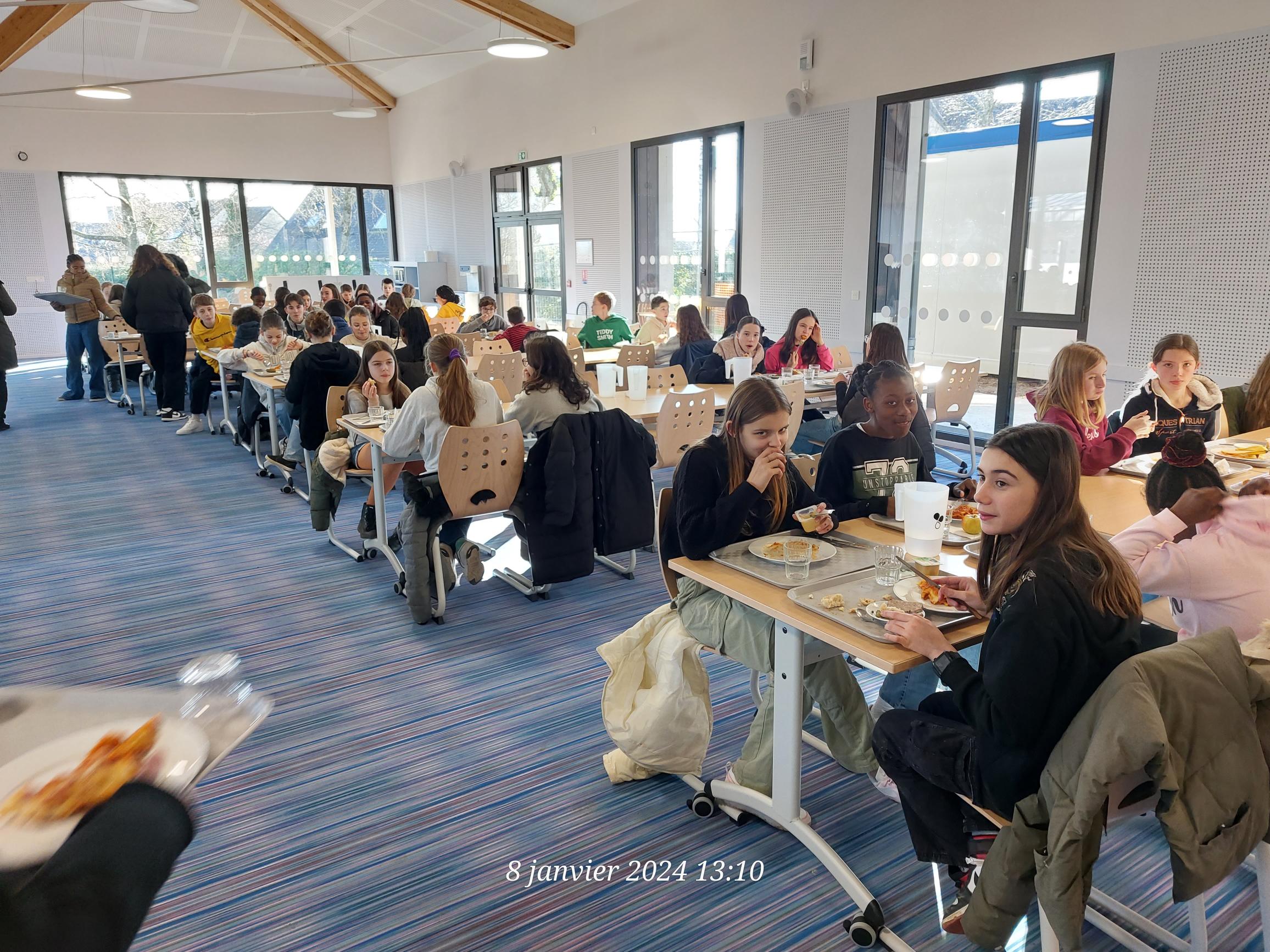 Nouveau Self - Collège François Truffaut